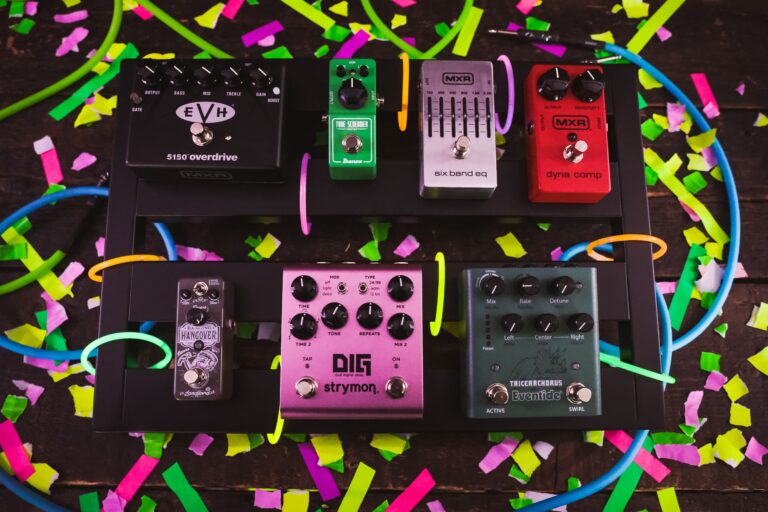 Building the Ultimate '80s Guitar Pedalboard - Andertons Blog